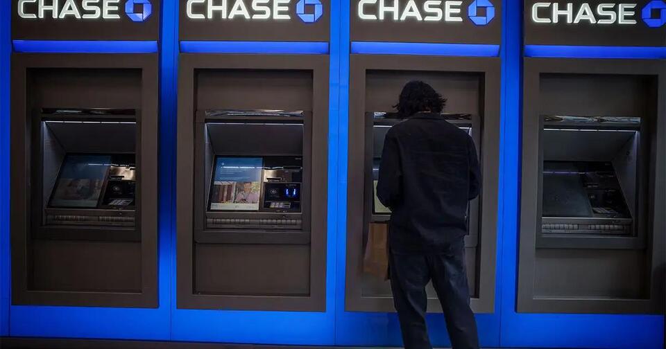 Chase issues statement following viral check fraud ‘hack’ - NewsBreak