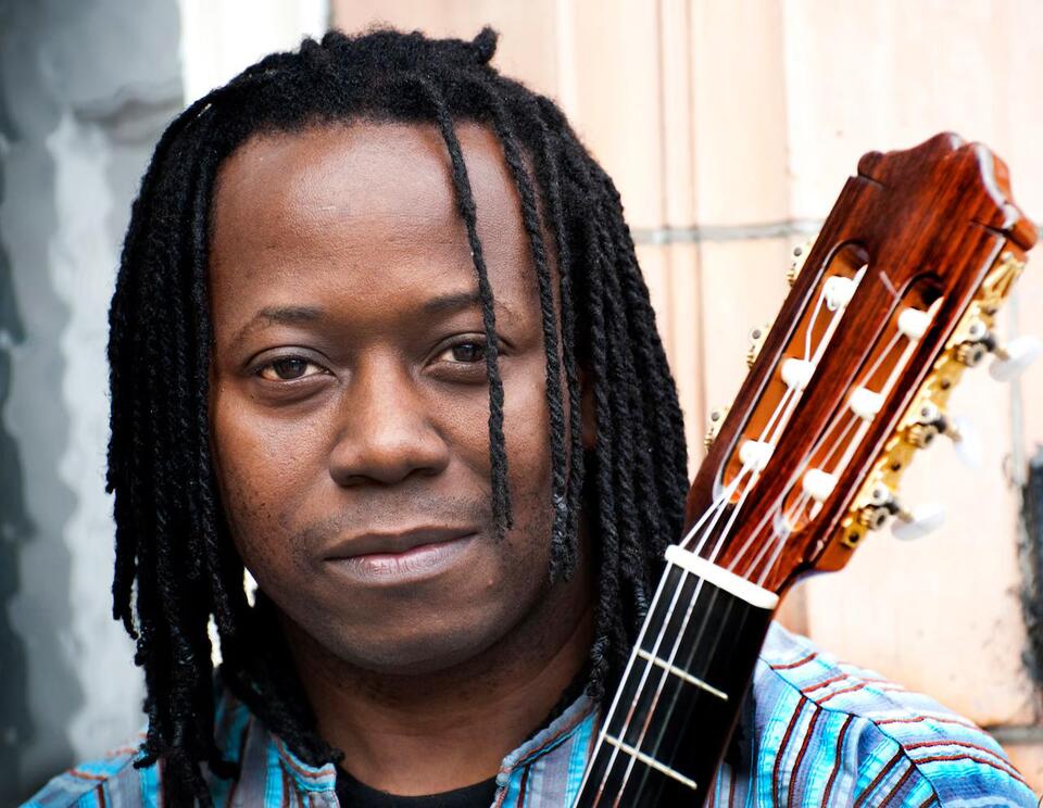 Famous singer among 12 killed in plane crash off Caribbean island ...