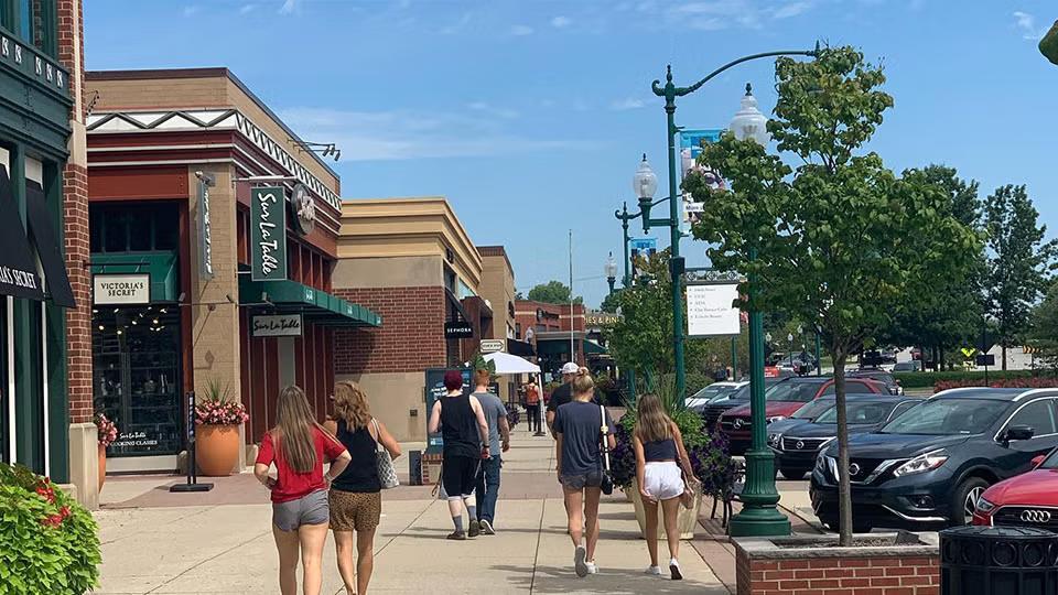 Hines Global Income Trust acquires Carmel’s Clay Terrace mall - NewsBreak