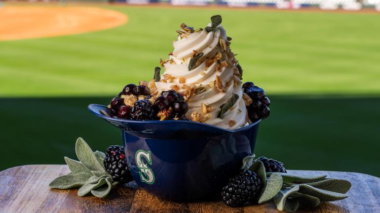 Mariners unveil new playoff food items at T-Mobile Park - NewsBreak