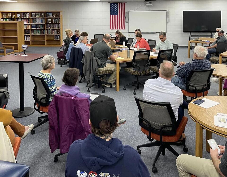 Task force looks at options to fund aquatic center - NewsBreak