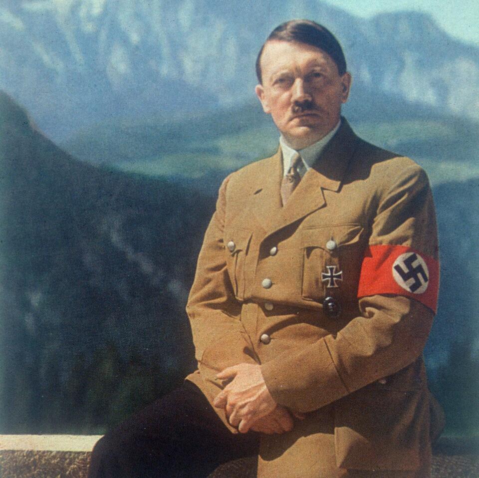 Hitler’s DNA proves he really did have only one ball - NewsBreak