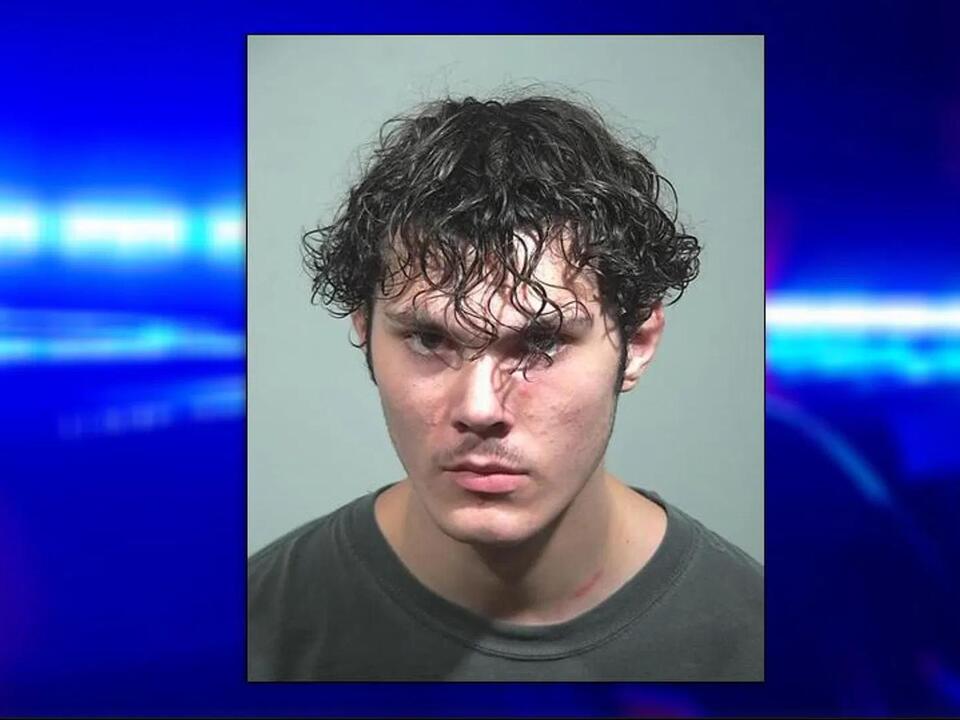 Police identify 1 of 2 teens suspected in South Portland carjacking