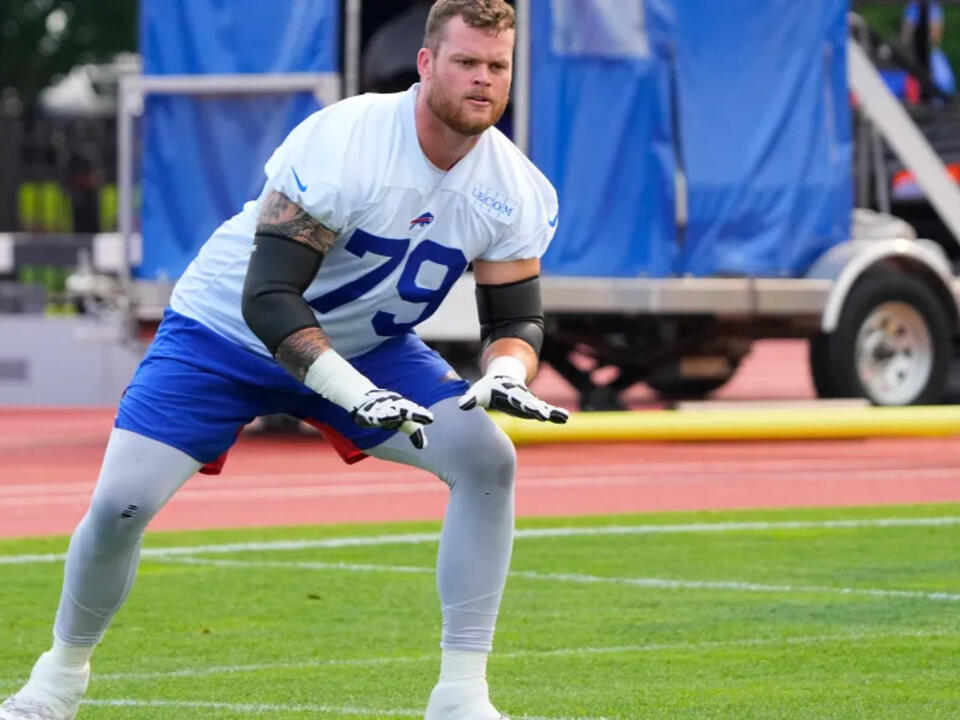 Spencer Brown Calls Buffalo 'City For Me' After Bills Extension