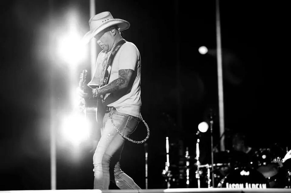 Jason Aldean Returns to Iowa This September! - NewsBreak