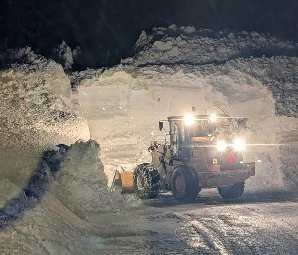 Teton Pass, WY, Buried After Huge Avalanche During Mitigation Work ...
