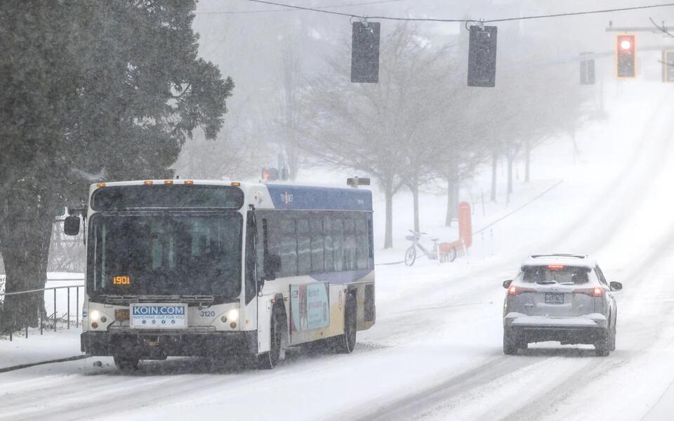 Multnomah County Closes Severe Weather Shelters As Snow Storm Eases