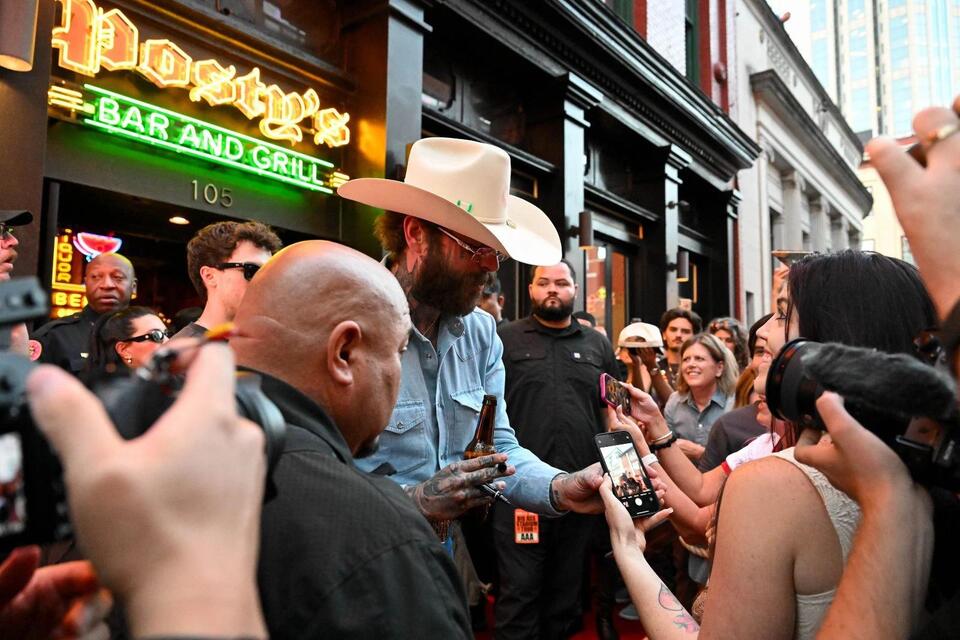 The Grand Opening of Post Malone’s Bar Posty’s Shut Down Broadway in ...