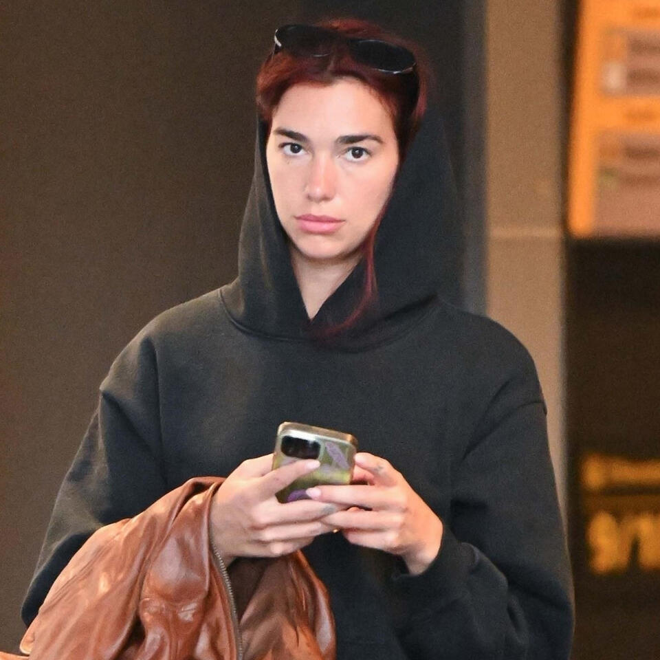 Anne Hathaway and Dua Lipa Are in Agreement Over This Affordable Bag ...