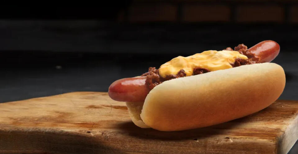 Pennsylvania Hot Dog Joints That Will Blow Your Taste Buds Away - NewsBreak
