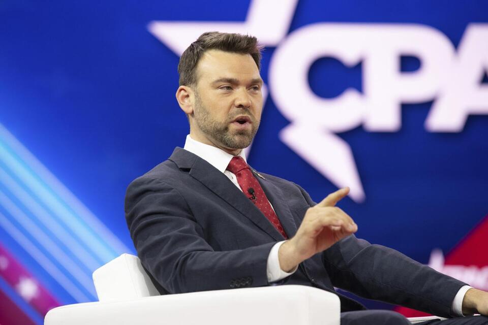 MAGA Influencer and ‘Pizzagate’ Conspiracist Voted in Swing State ...