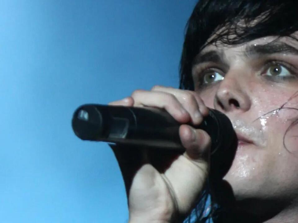 6 Alt-Rock Bands From the 2000s That Defined the Emo Movement