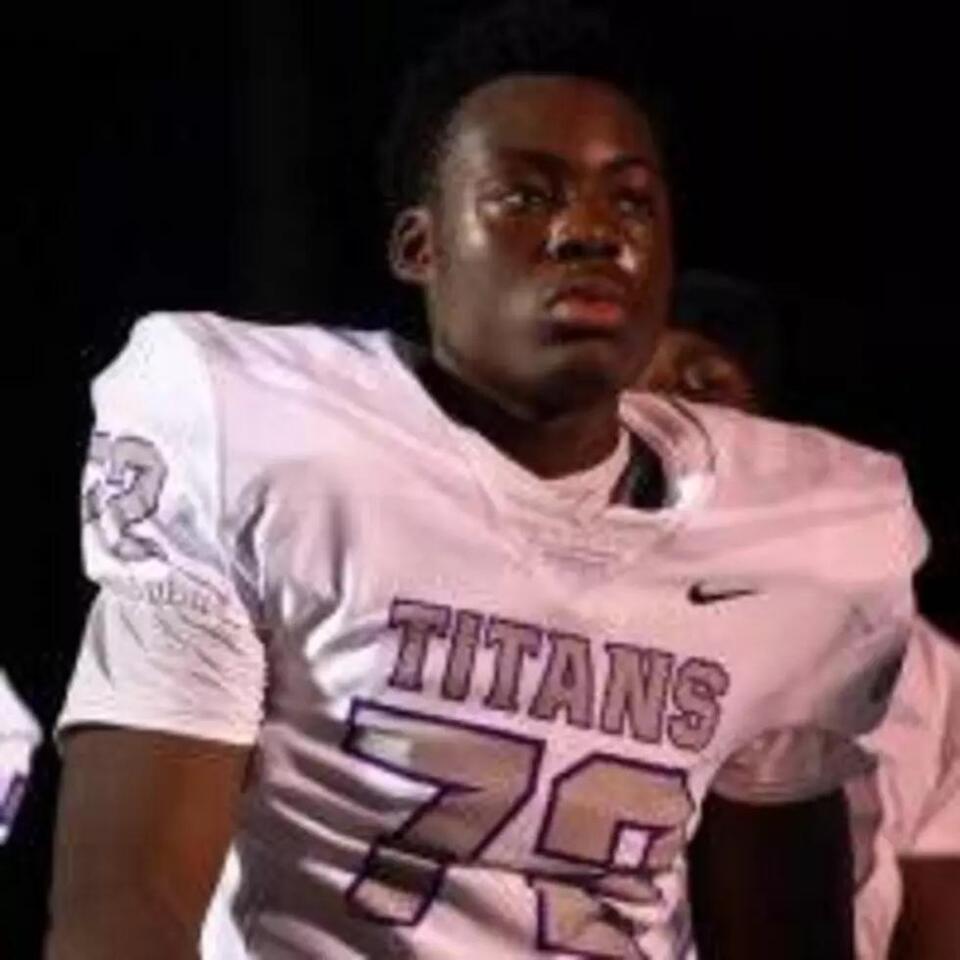 Alabama is ‘Top School’ for Class of 2026 4-Star Offensive Tackle ...