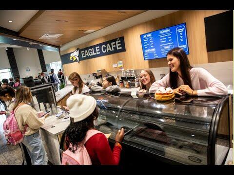 ‘Choose your own adventure’: Hudsonville students learning in ...