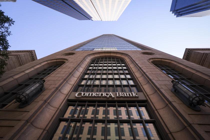 Fifth Third Bank leaving Comerica building within 90 days for Preston ...