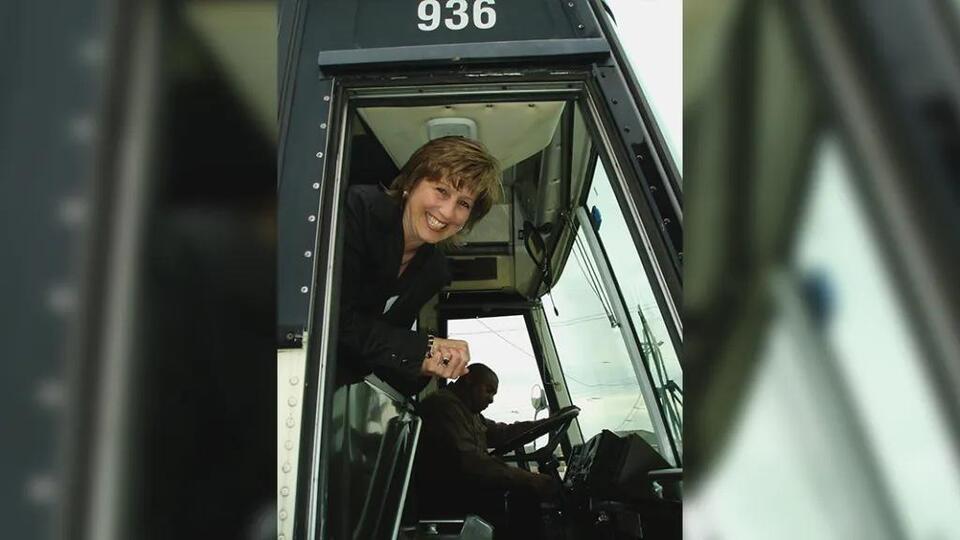 Laschelle McKay Marks 25 Years As Town Administrator - NewsBreak