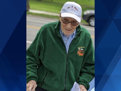 Pittsburgh community reacts to death of Gus Kalaris