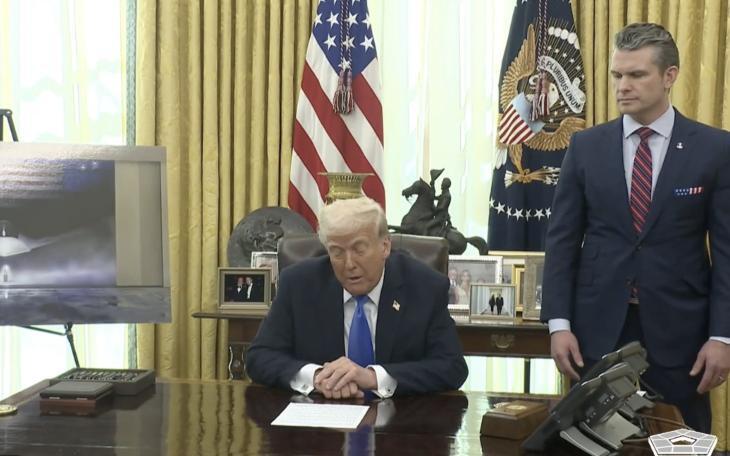 Trump Awards Boeing $20 Billion Contract to Build Next-Gen Fighter Jet ...