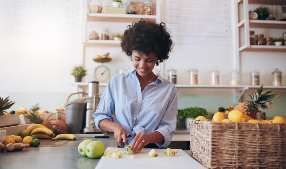 Can an Apple a Day Keep Air Pollution Away? What New Research Says ...