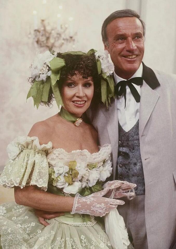 Pat Crowley, Actress With Decades of Roles on Hit TV Shows, Dead at 91 ...
