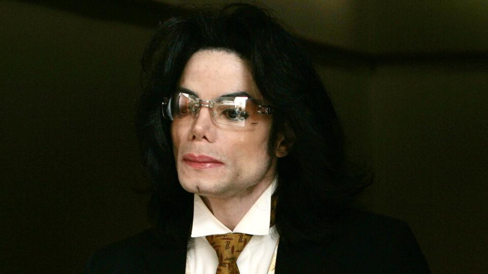 Michael Jackson’s Alleged Victim James Safechuck Accused of Making ...