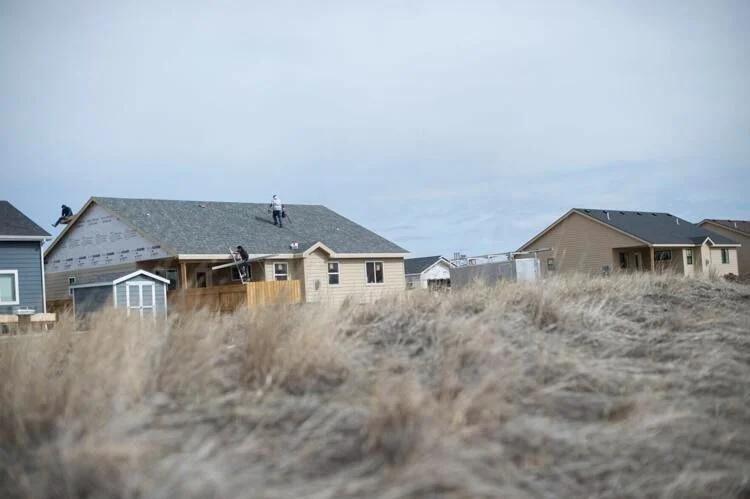 Wyoming building officials prepare to enter the 'fast track' - NewsBreak