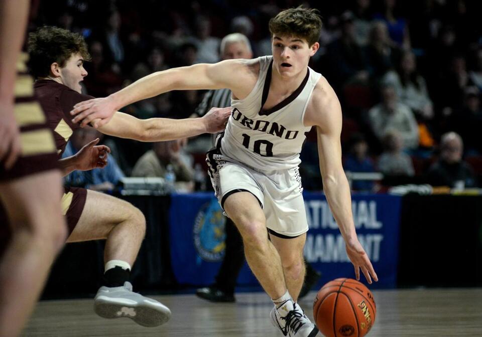 Pierce Walston of Orono wins Maine Gatorade Boys Basketball Player of ...