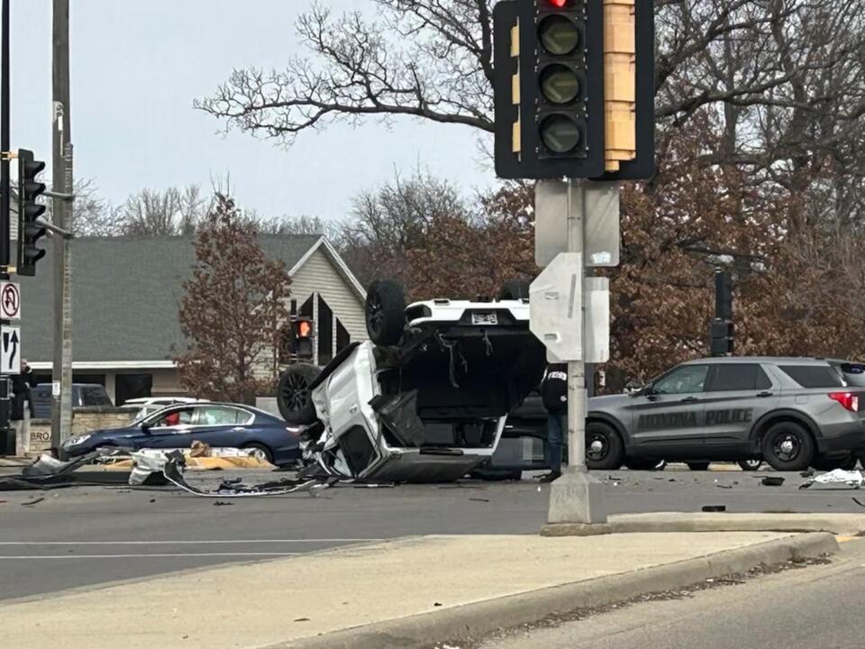 Multiple people hurt after serious Monona crash - NewsBreak
