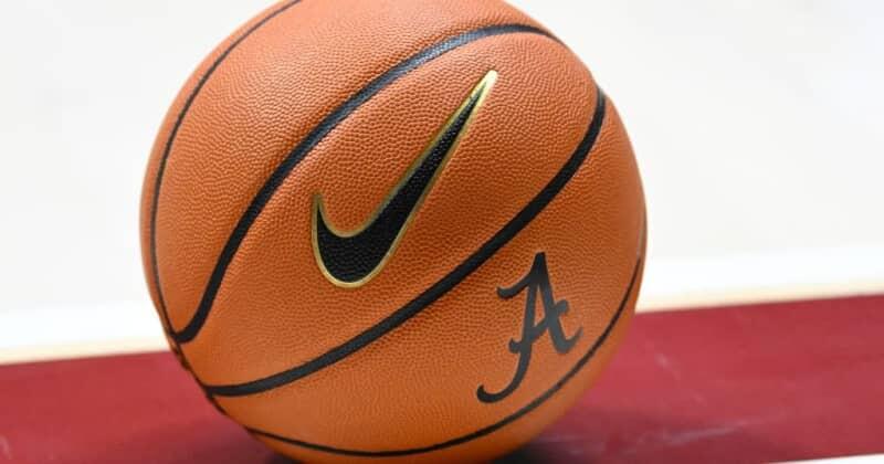 Alabama announces death of former head coach Wimp Sanderson’s wife ...