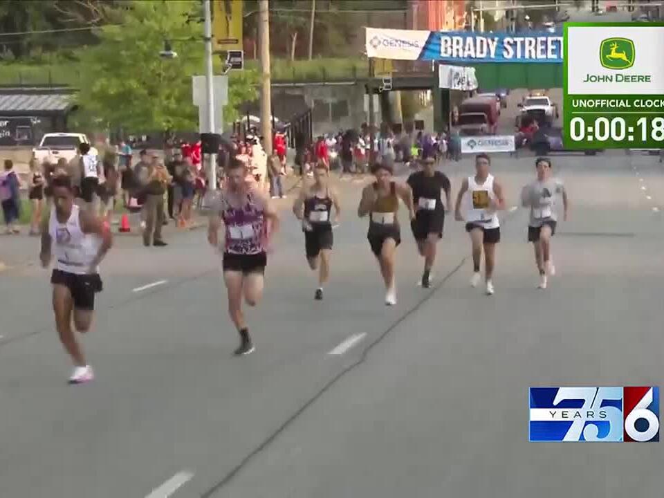 Brady Street Sprints: Men's Open Races 29 and under