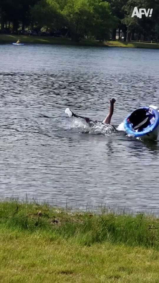 Paddle into these hilarious kayak fails! - NewsBreak