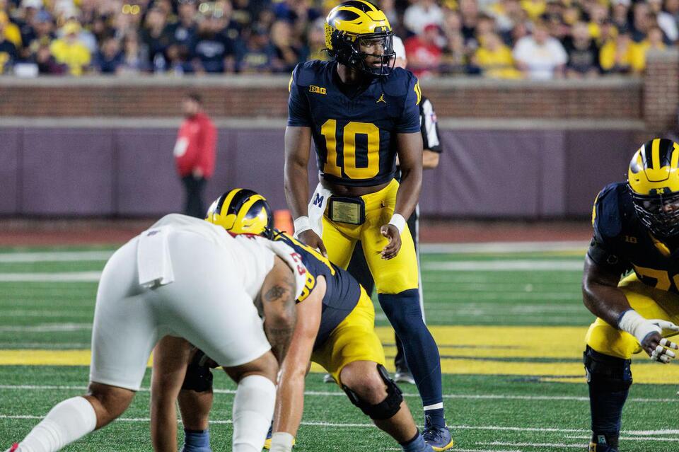 Michigan used QB Alex Orji less in Week 2. What’s that mean moving ...