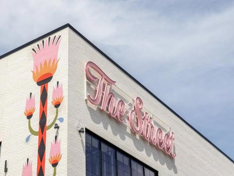 Chestnut Hill shopping plaza opens massive expansion: Here's a closer ...