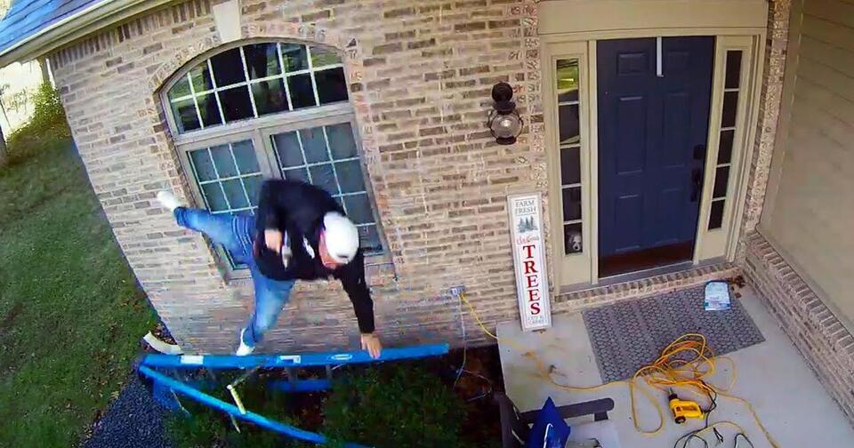 BEST Christmas Fails of 2025! 🎄Funny Holiday Videos Caught on Camera ...