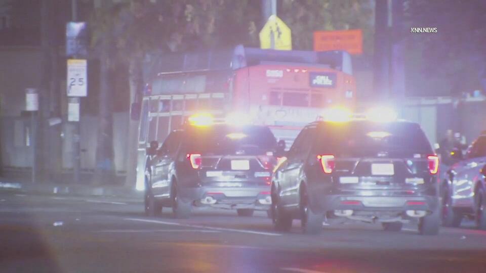 1 dead after bus hijacking in Los Angeles - NewsBreak
