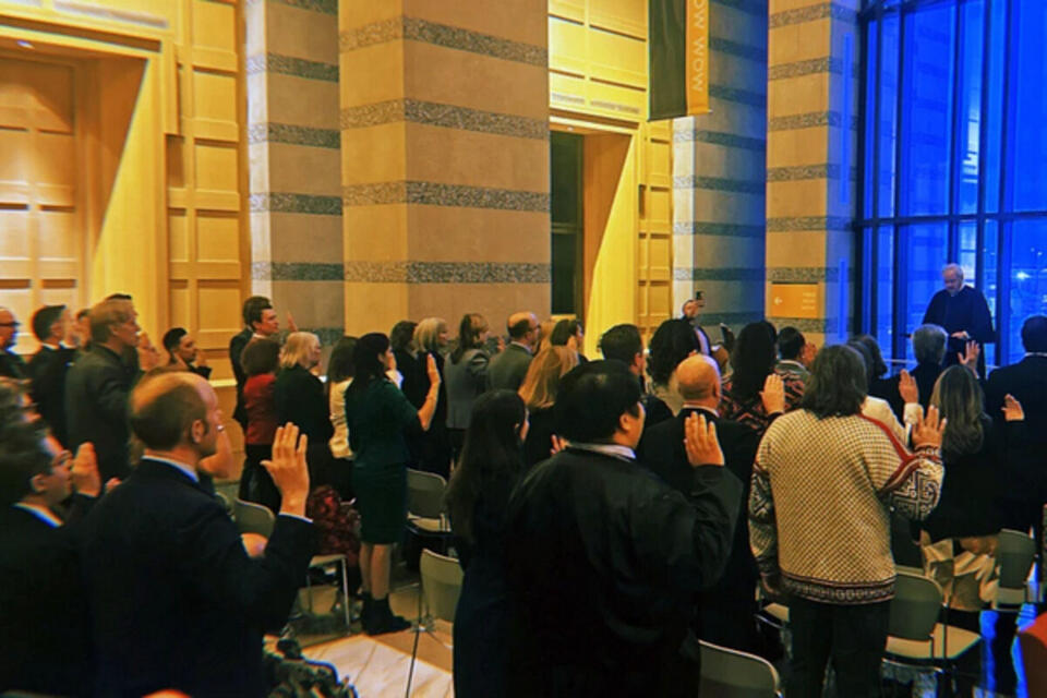 Minnesota House Democrats hold secret swearing-in ceremony as Senate ...