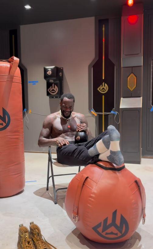 Deontay Wilder shows off incredible state-of-the-art home boxing gym ...