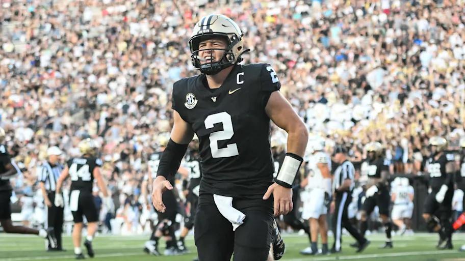 The Serape, Street-Fighter QB and Swagger That Made Vanderbilt an SEC ...
