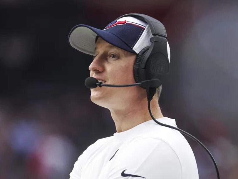 Bobby Slowik's playoff masterclass should put Carolina Panthers on red ...