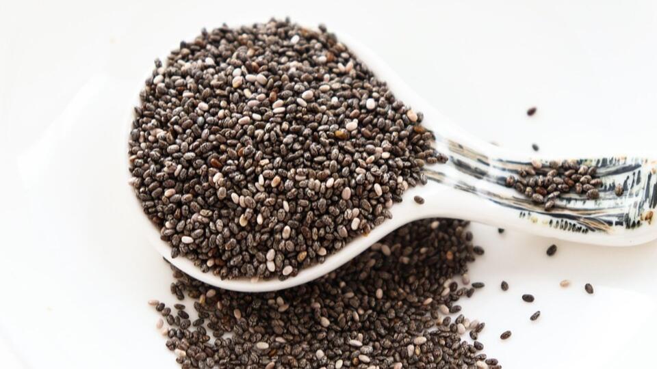 10 Benefits of Chia Seeds & 10 Dangerous Side Effects - NewsBreak