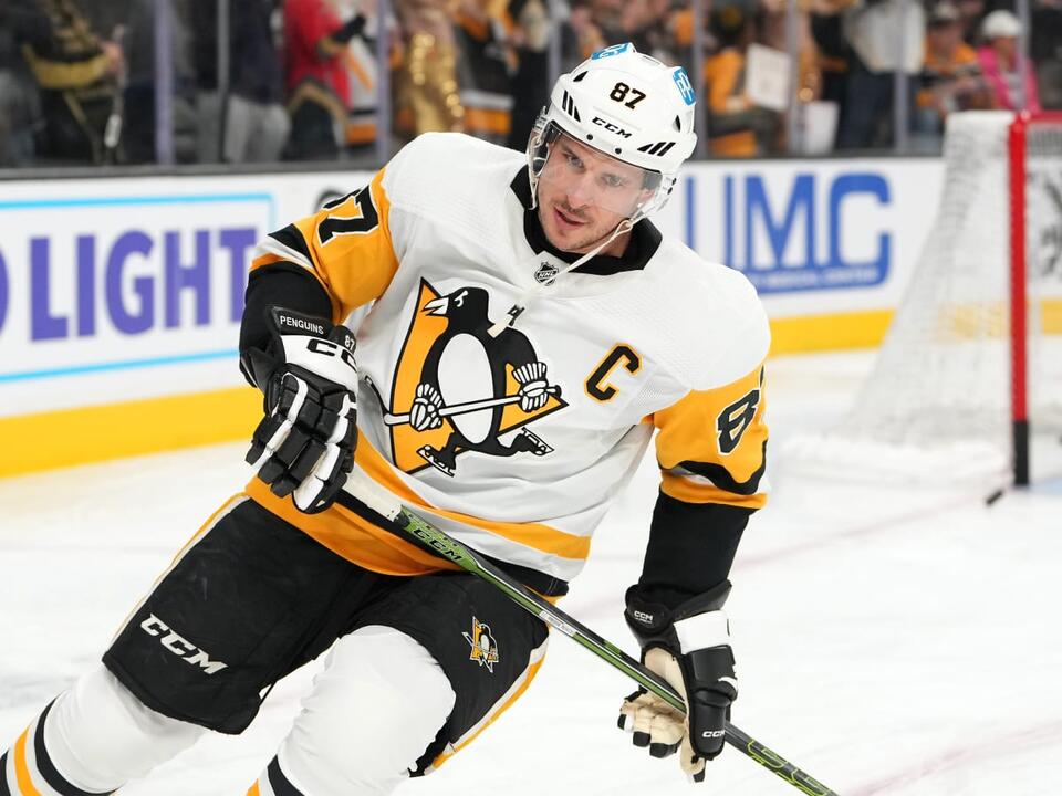 Bluelines: Mike Emrick on Sidney Crosby's Greatness - NewsBreak