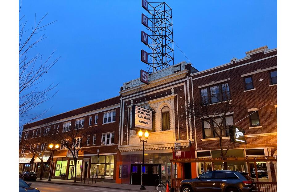 Lincoln Square’s Davis Theater Launches Memberships For Film Lovers ...