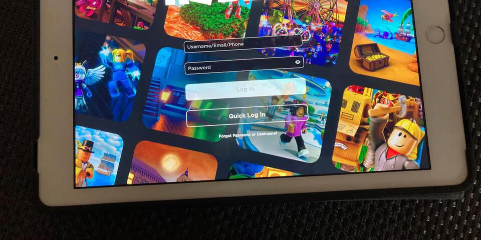 Mother files lawsuit against Roblox, claiming her son was targeted by ...