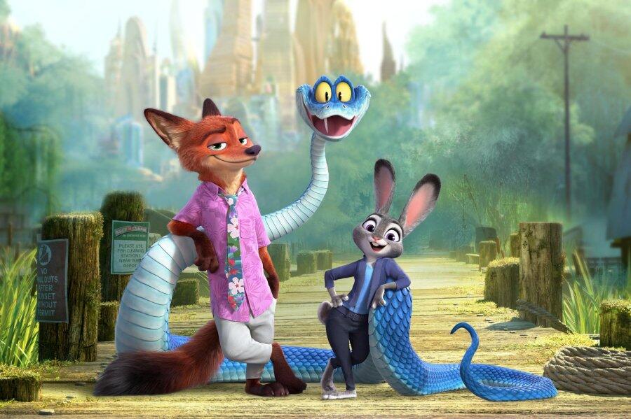 Movie review: 'Zootopia 2' a fun entry in animal buddy cop franchise ...