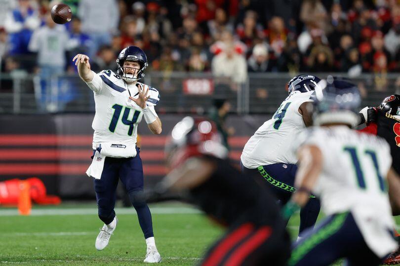 Seahawks-49ers national anthem slammed as singer's nationality emerges ...