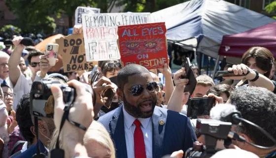 ‘Uncle Tom’: Video Shows Rep. Byron Donalds Get Called A ‘Race Traitor ...