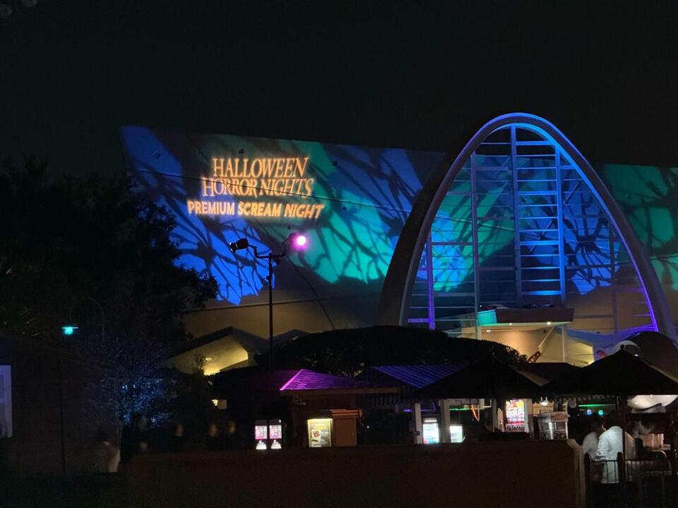 REVIEW: Halloween Horror Nights Premium Scream 2025 – The Only Premium ...