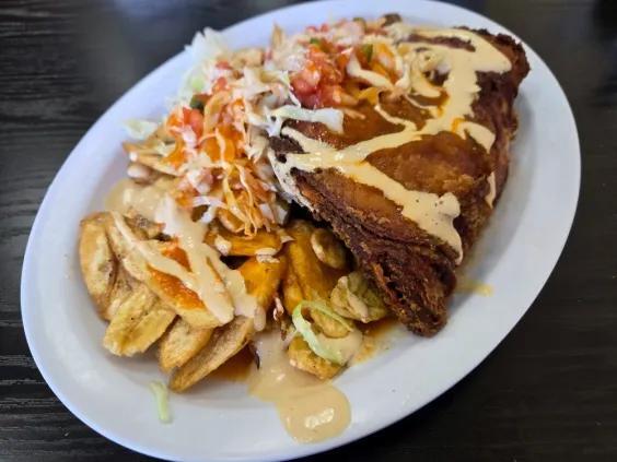 This Crispy Honduran Fried Chicken Is Harvard Heights’ Juiciest Hidden ...