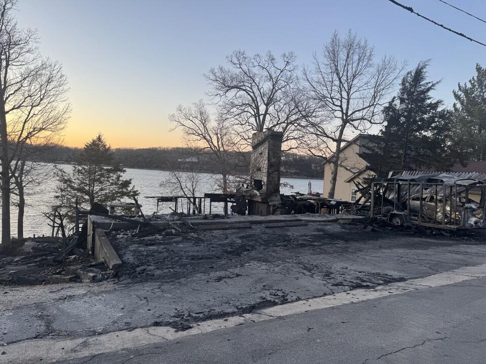Waterfront Home On Lake Of The Ozarks Destroyed By Fire As Crews Battle ...