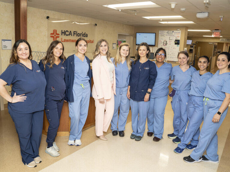 HCA Florida Lawnwood Hospital unveils renovated maternity floor